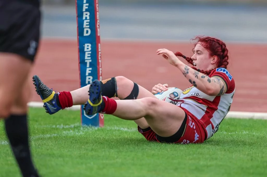 Warriors beat Rhinos on home soil - Wigan Warriors
