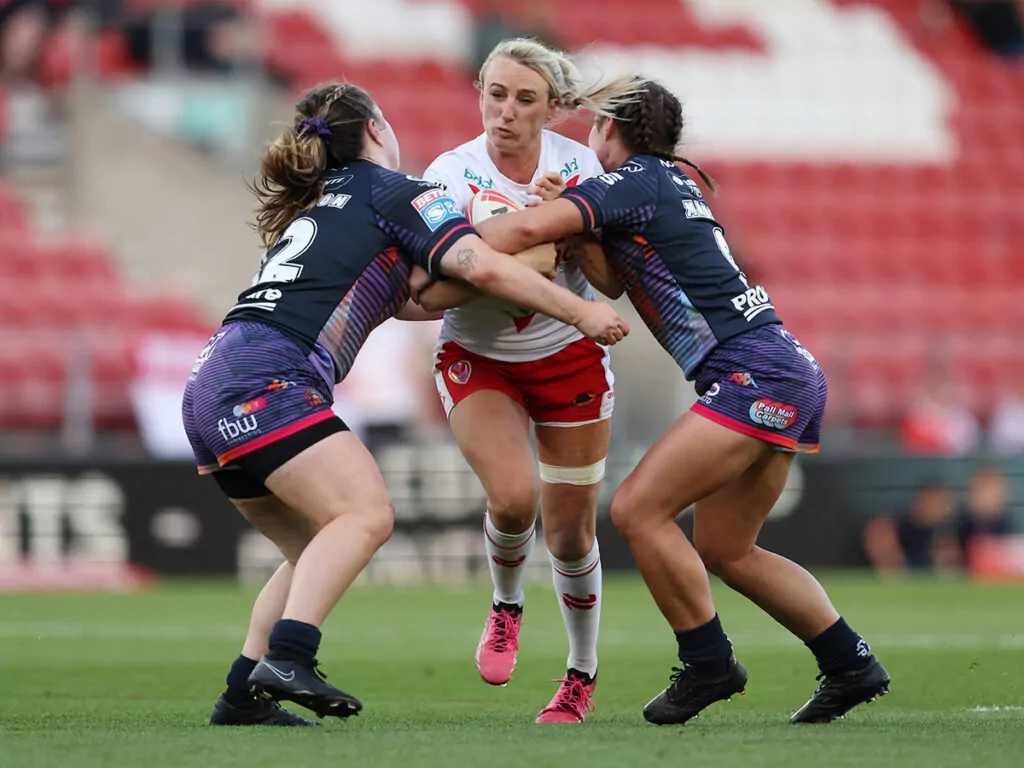 Women win League Leaders' Shield at St. Helens - Wigan Warriors